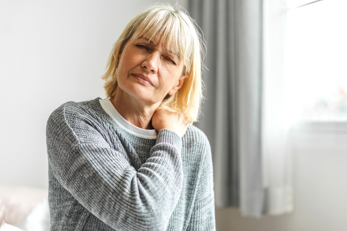 Menopause Symptoms: How to Manage - pausitive health